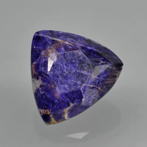 Violane | Gemological Collections